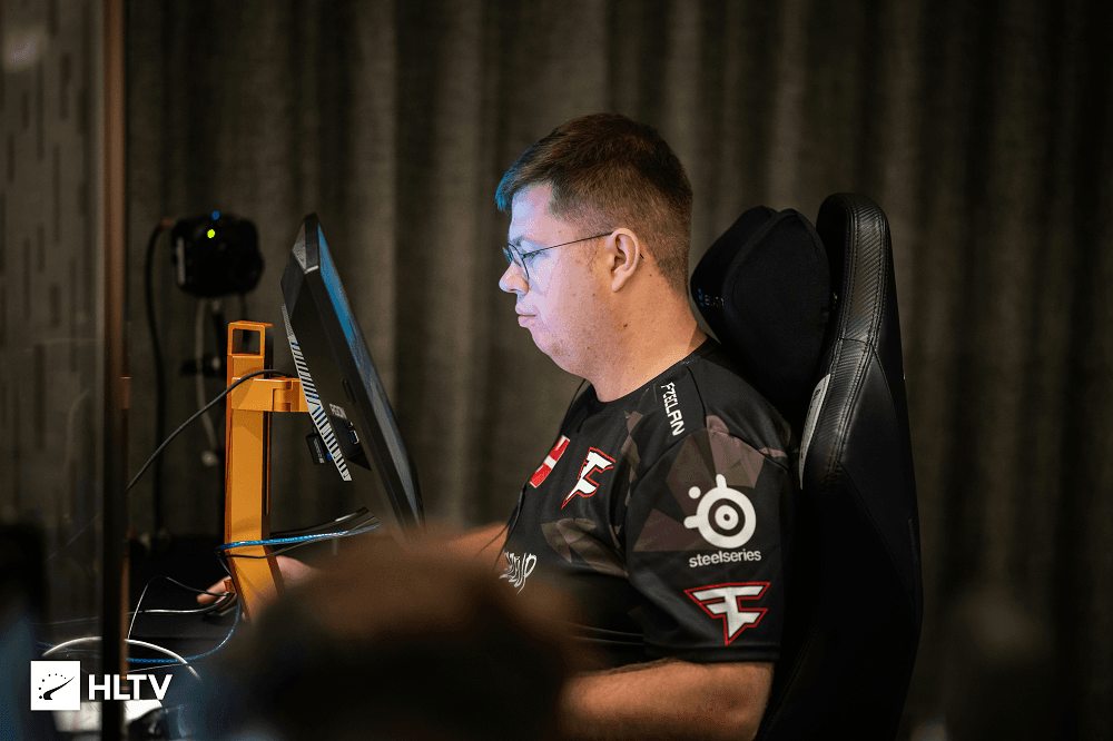 karrigan兄長離世，扛下艱難情緒帶領FaZe Clan晉級Major - TomorrowLAN Counter-Strike