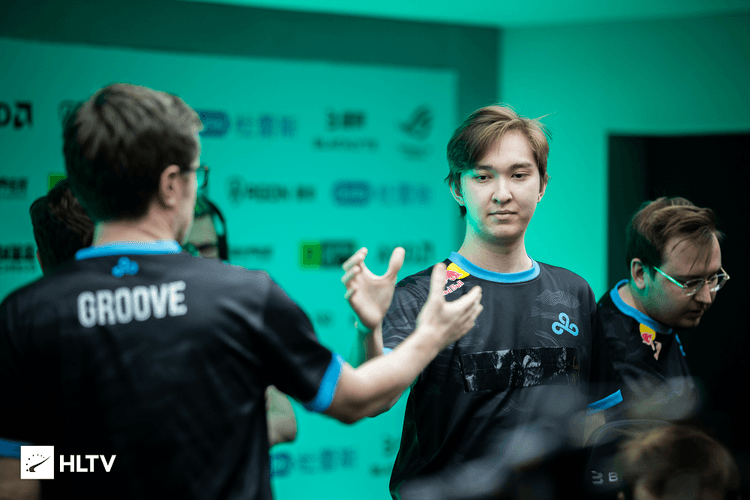 C9主狙ICY加盟Virtus.pro - TomorrowLAN Counter-Strike