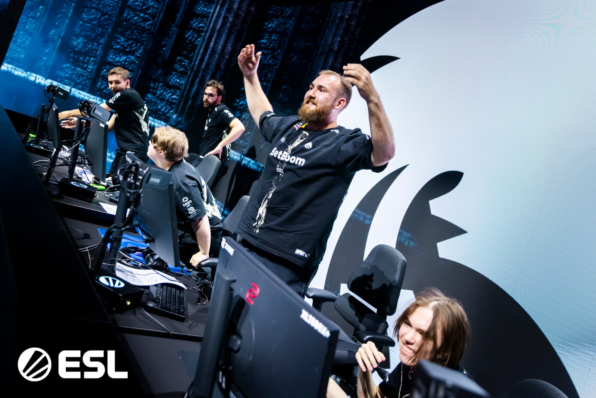 龍王回歸！Spirit直落三獲科隆大賽總冠軍 - TomorrowLAN Counter-Strike